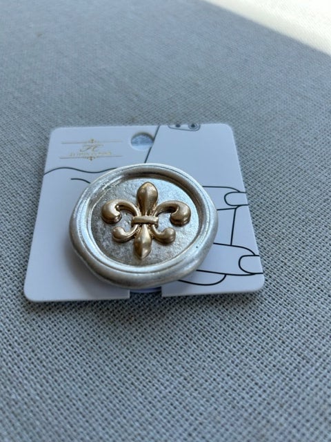 MM35770 Fleur De Lis Pop Socket | The CoCo Couture